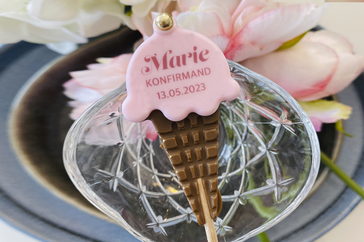 Figurslikkepind vaffelis med tekst | Sugar Pilots